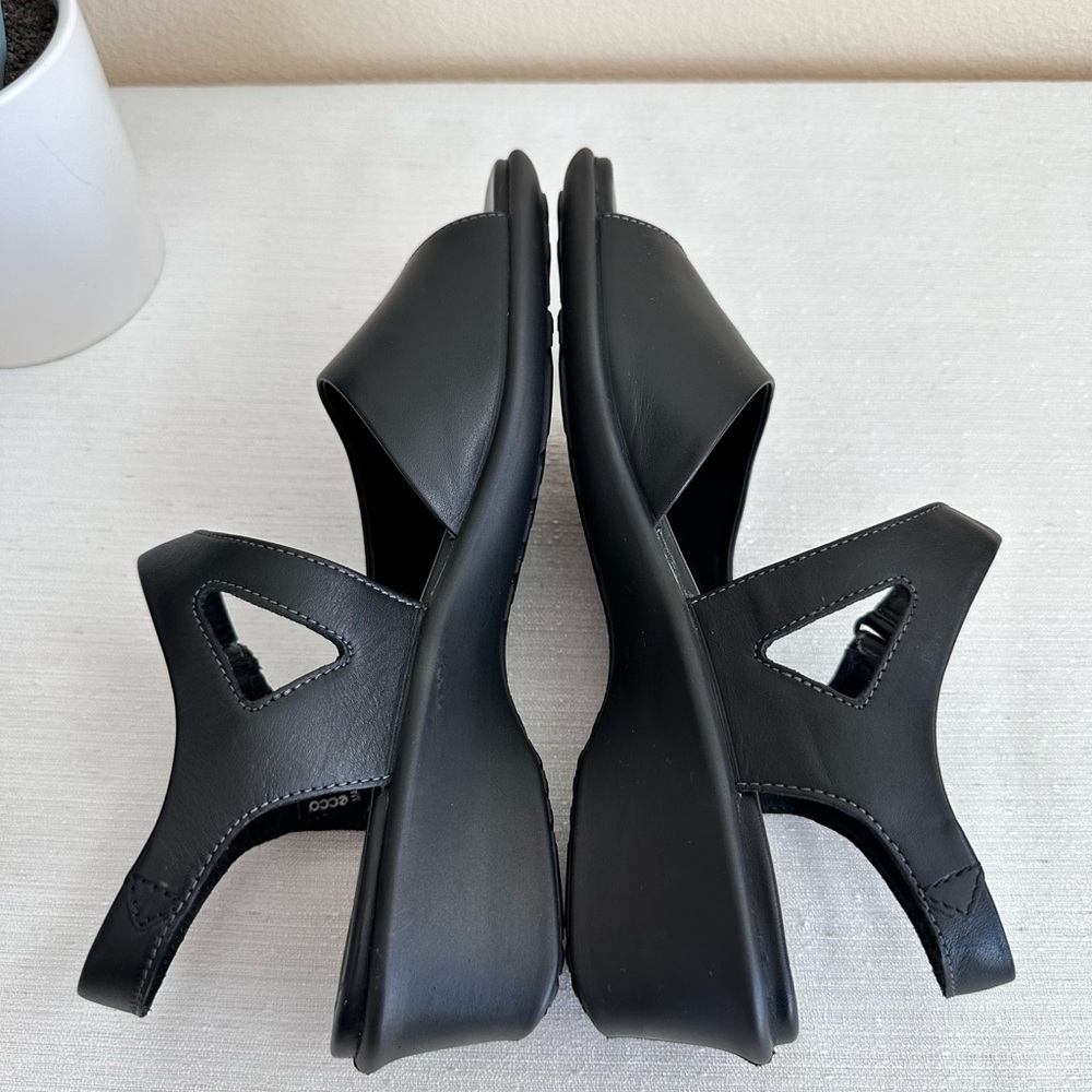Ecco Black Leather Molded Heel Ankle Strap Sandals Wo… - Gem